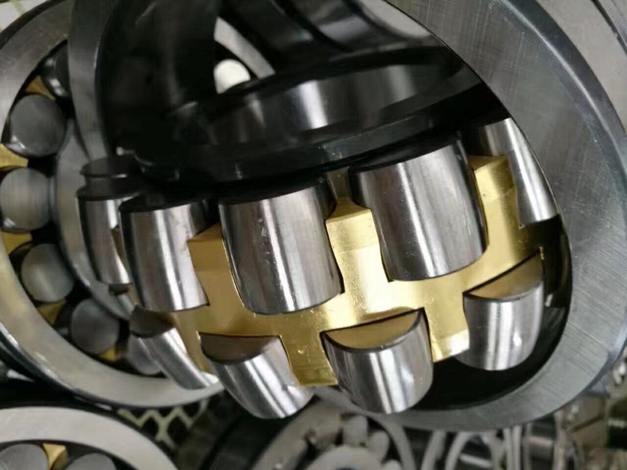 High quality with competitive price spherical roller bearing for fans ...